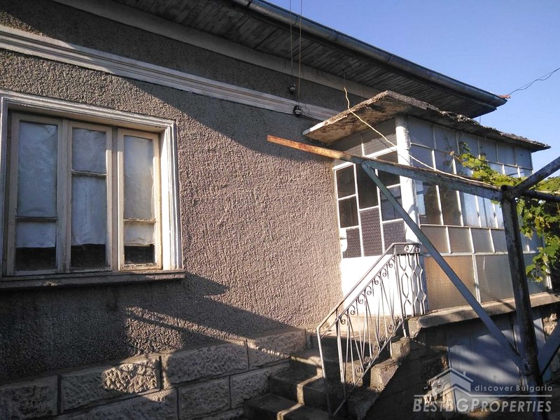 House for sale in the town of Dve Mogili