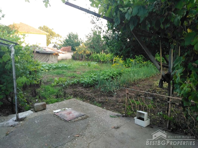 House for sale in the town of Dve Mogili